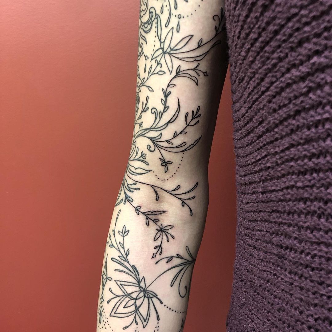 Six Gill Custom Tattoo – Sechelt